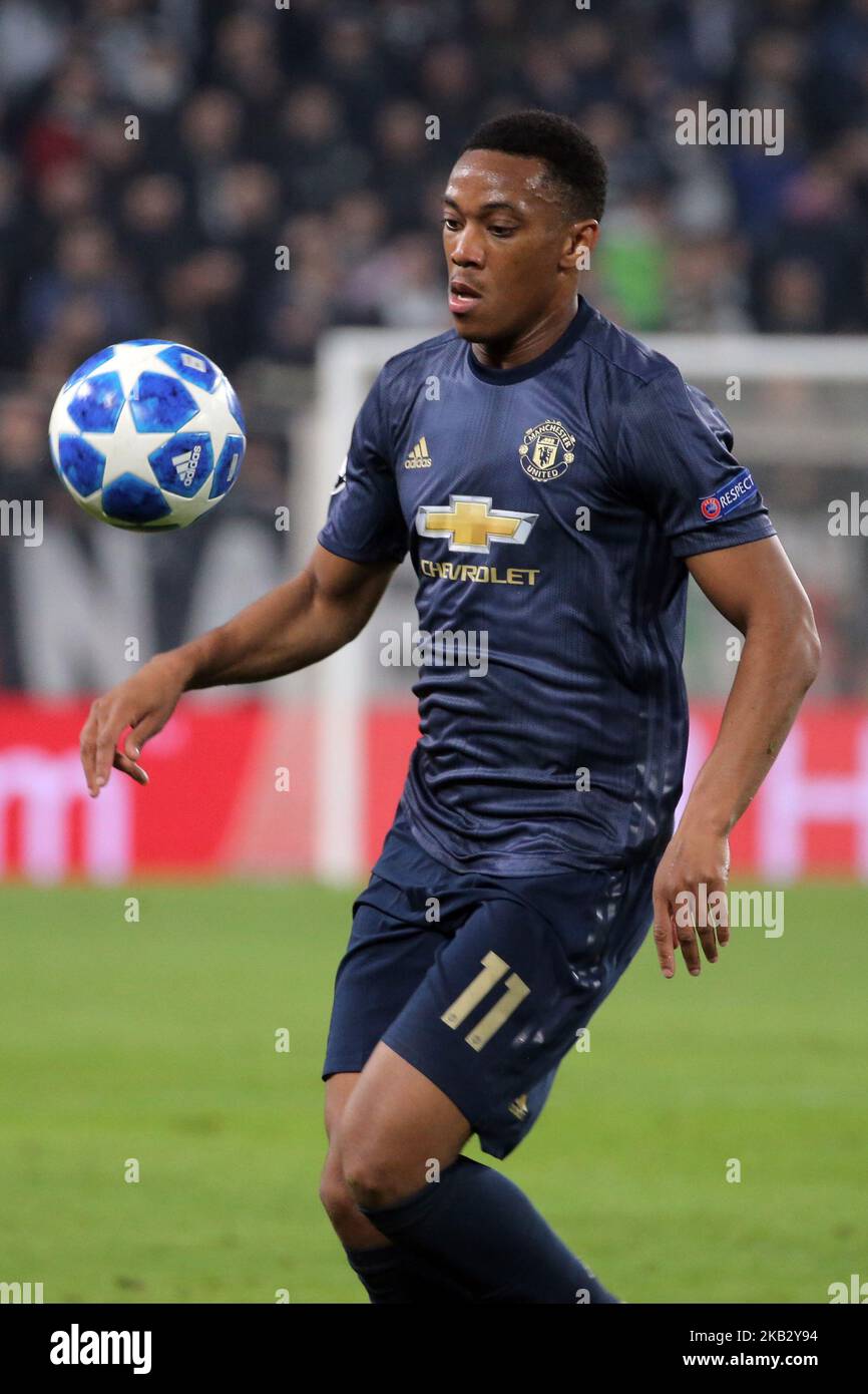 Manchester united calciatore hi-res stock photography and images - Alamy
