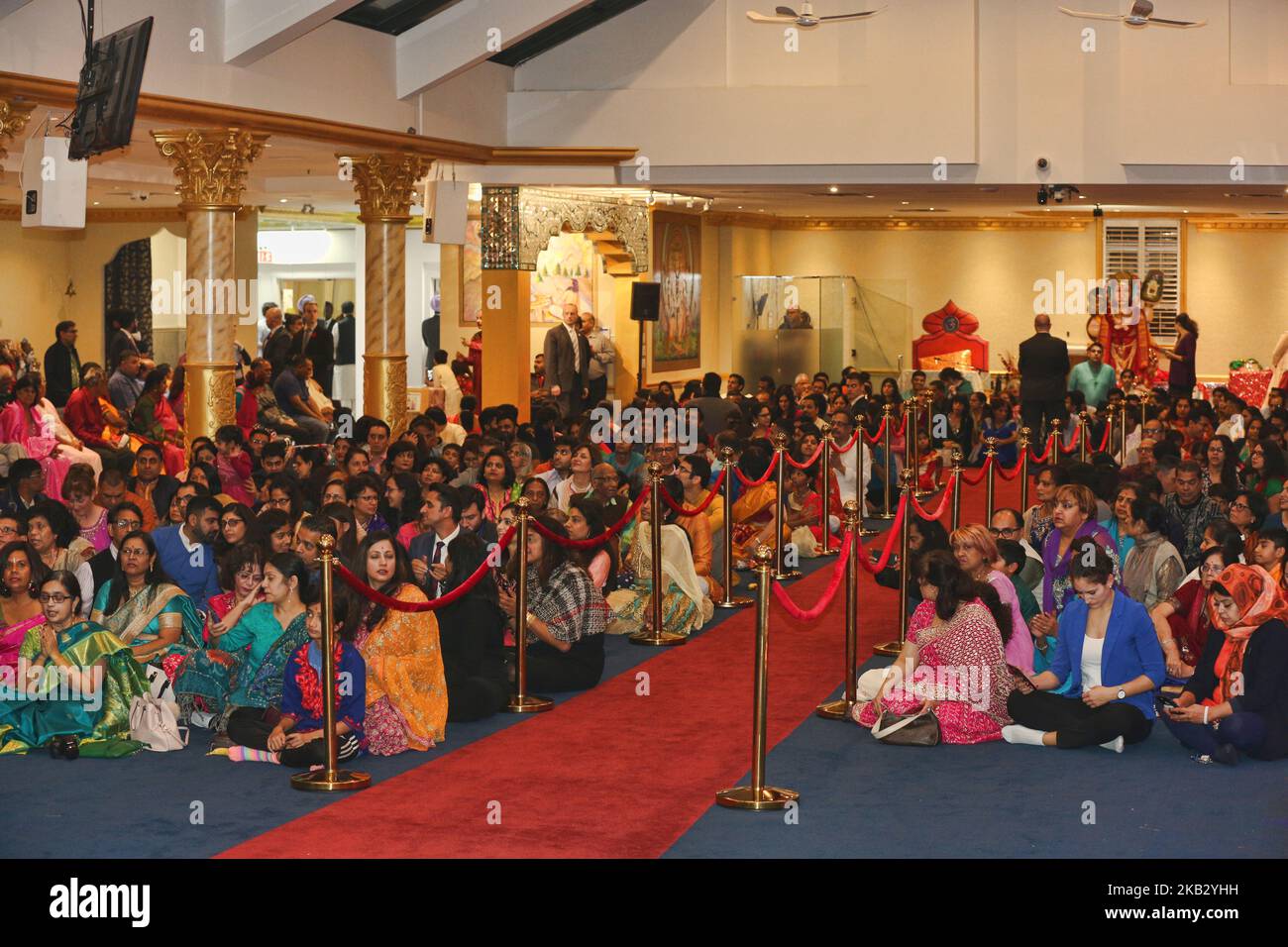 Divali prayers hi-res stock photography and images - Alamy