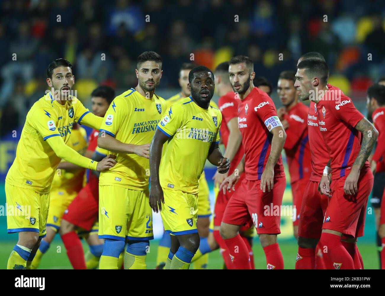 Frosinone v ACF Fiorentina - Serie A The players of the two teams ...