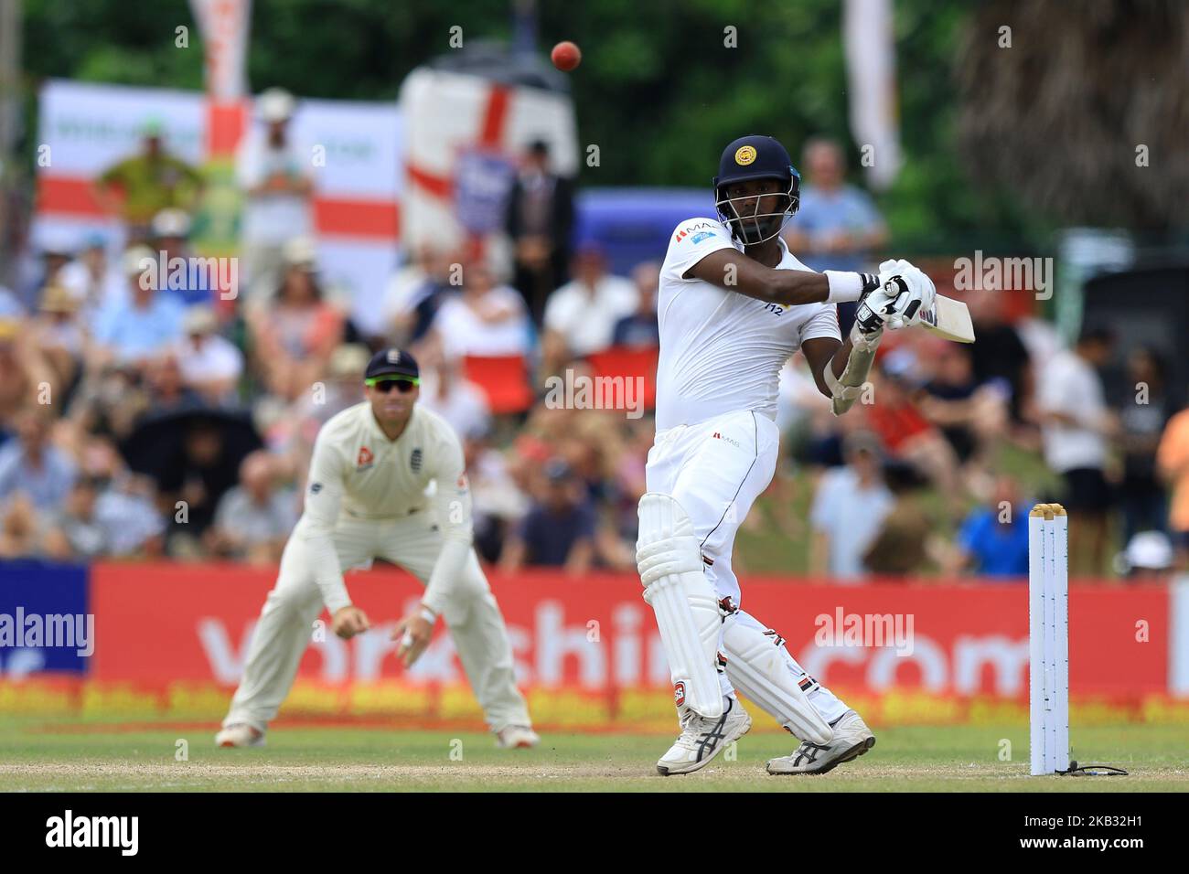 Angelo mathews cricketer hi-res stock photography and images - Alamy