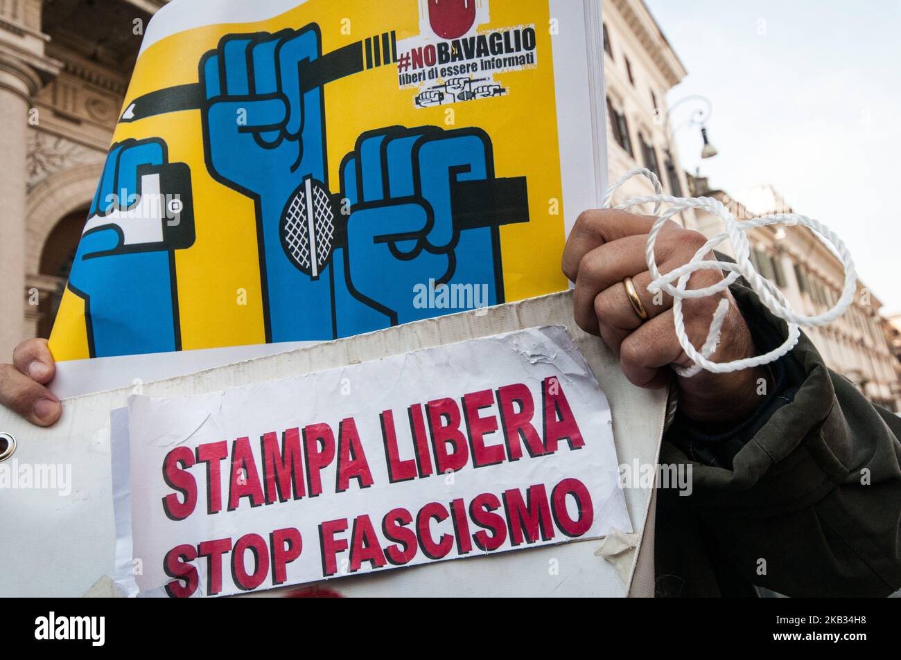 Italian journalists demonstrate in Rome, on November 13, 2018 during a ...