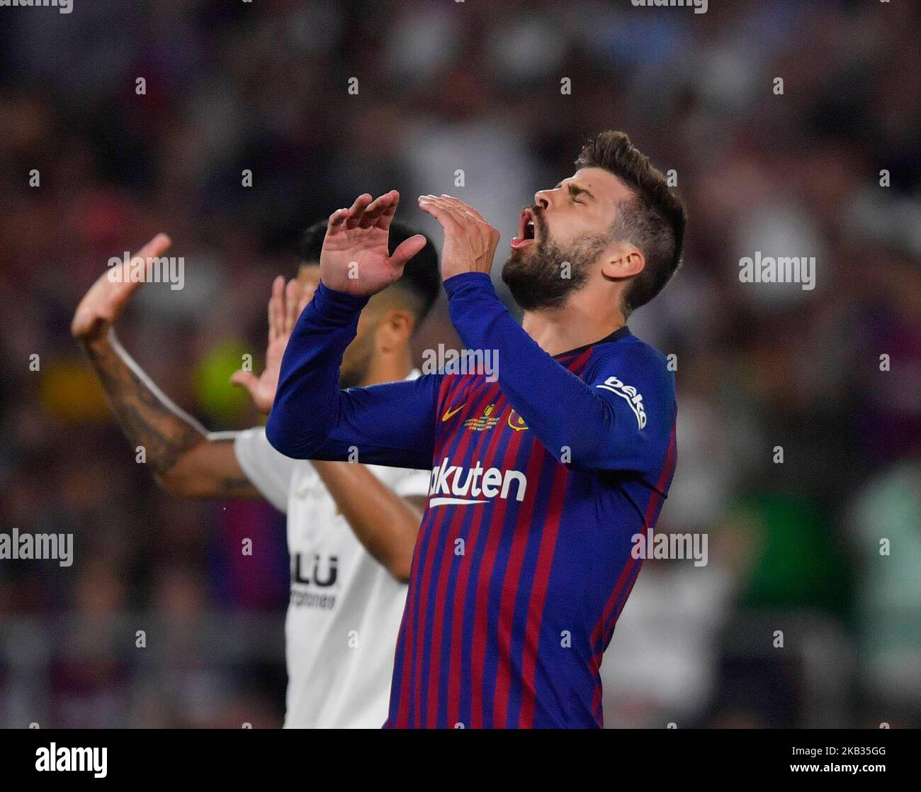 Gerard pique fc barcelona player hi-res stock photography and images ...