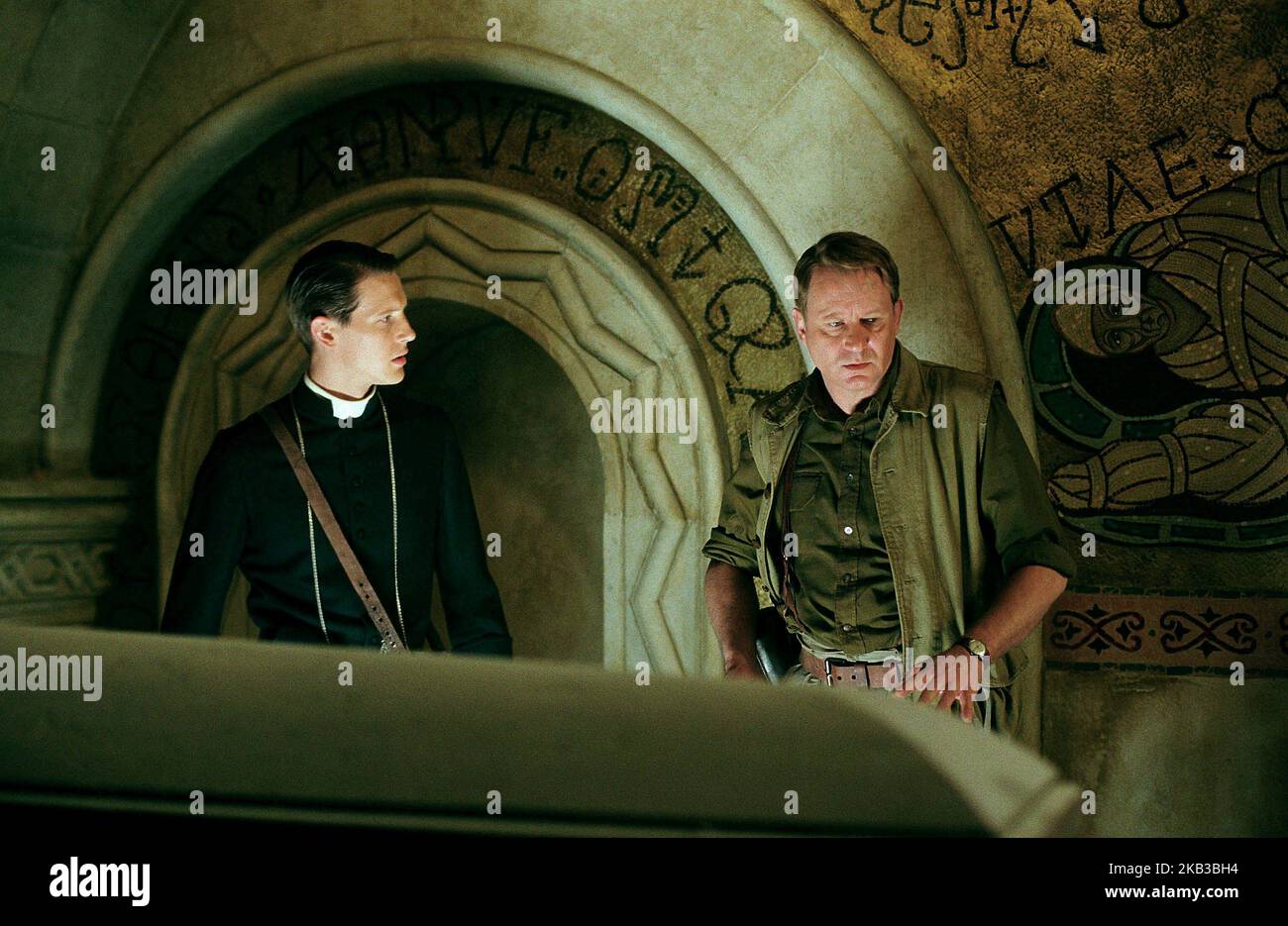 Stellan skarsgard exorcist beginning exorcist hi-res stock photography ...