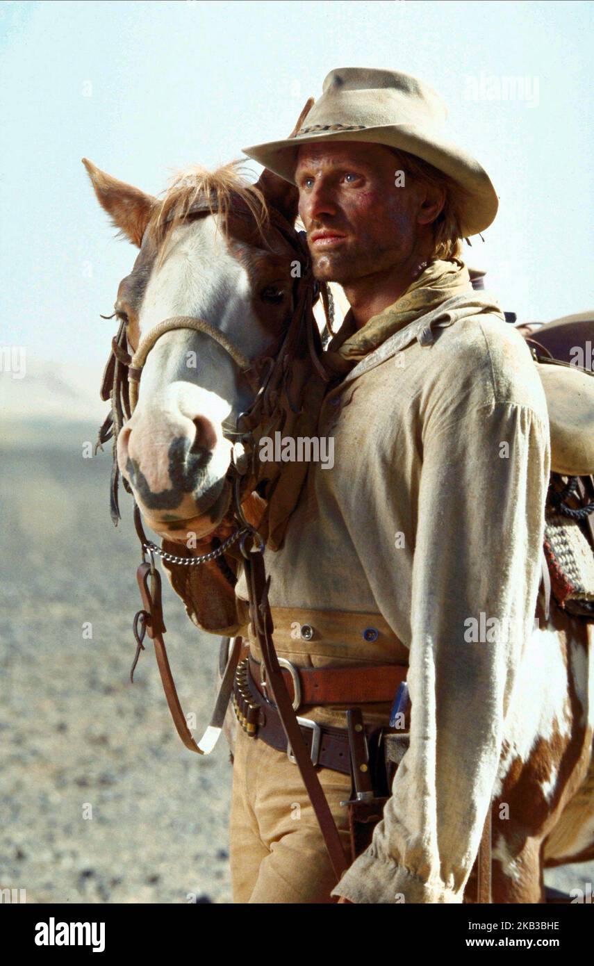 Viggo mortensen horse hi-res stock photography and images - Alamy