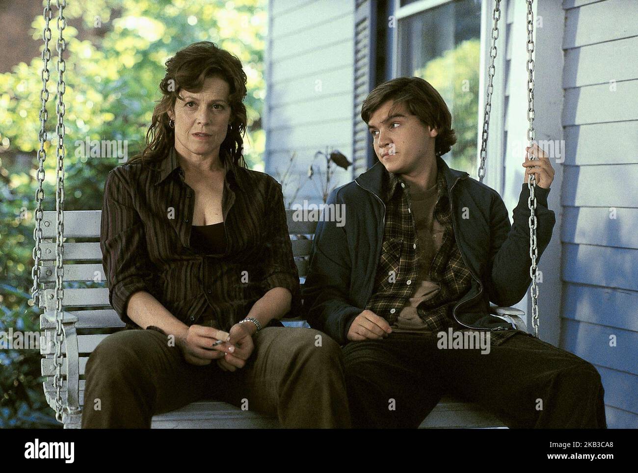 IMAGINARY HEROES, SIGOURNEY WEAVER, EMILE HIRSCH, 2004 Stock Photo - Alamy