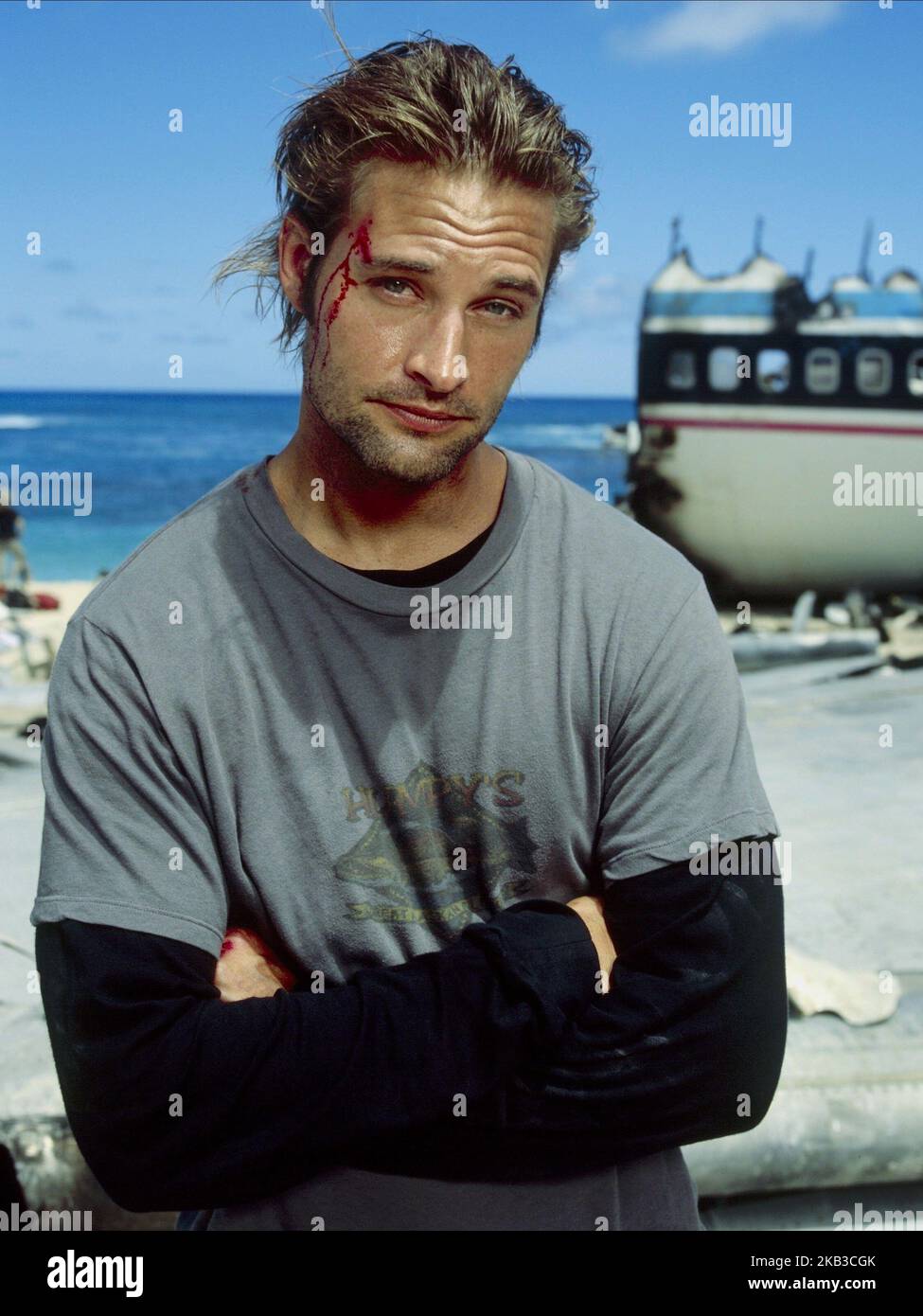 Season 1 josh holloway 2004 hi-res stock photography and images - Alamy