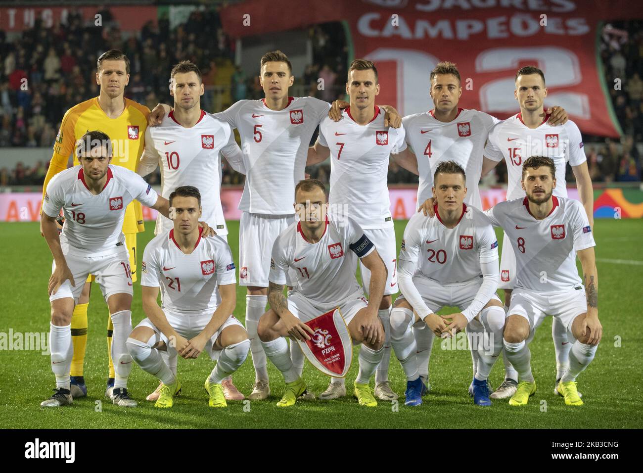 The Polish national football team poses for a photo during the UEFA ...