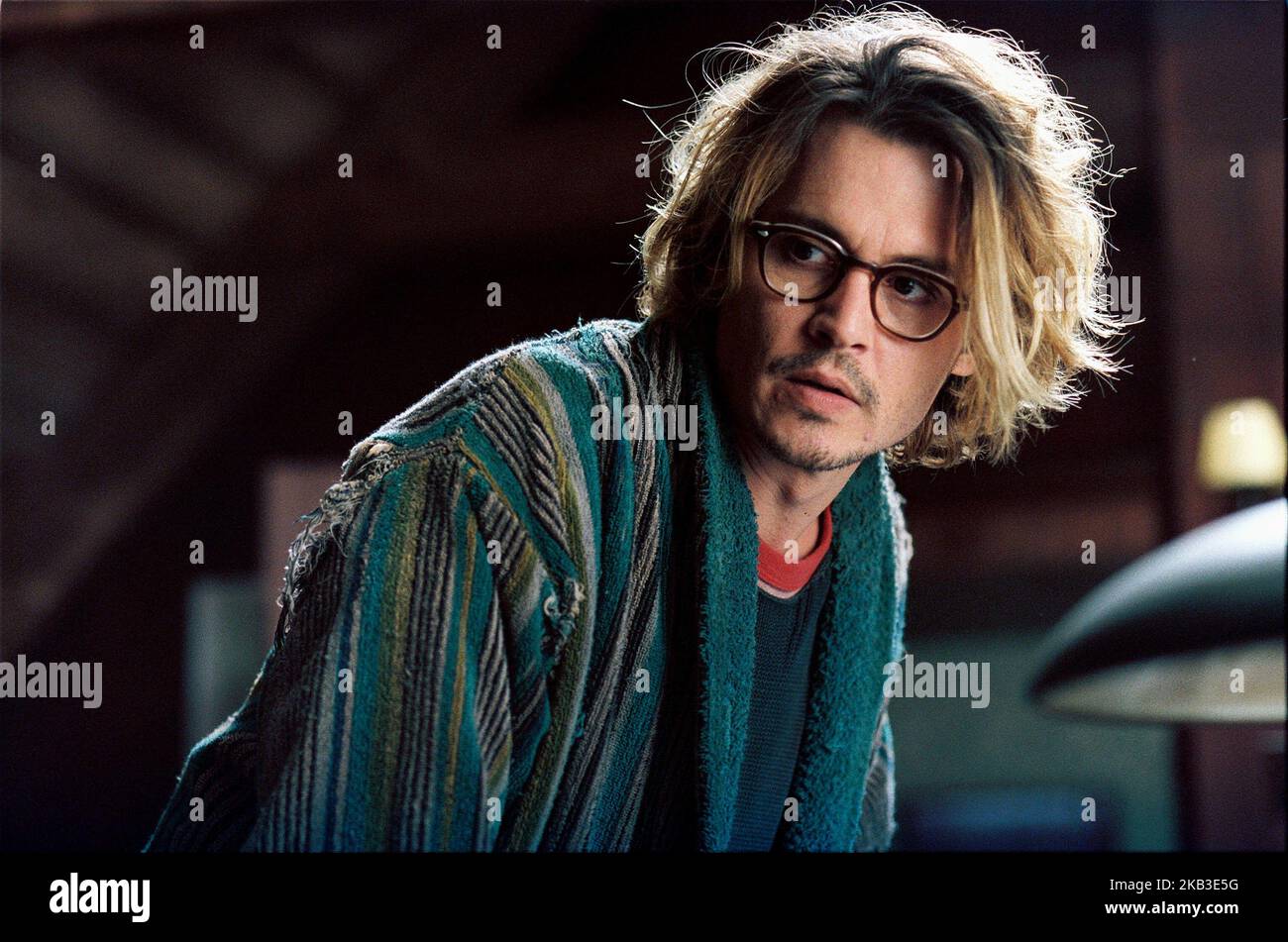 SECRET WINDOW, JOHNNY DEPP, 2004 Stock Photo - Alamy