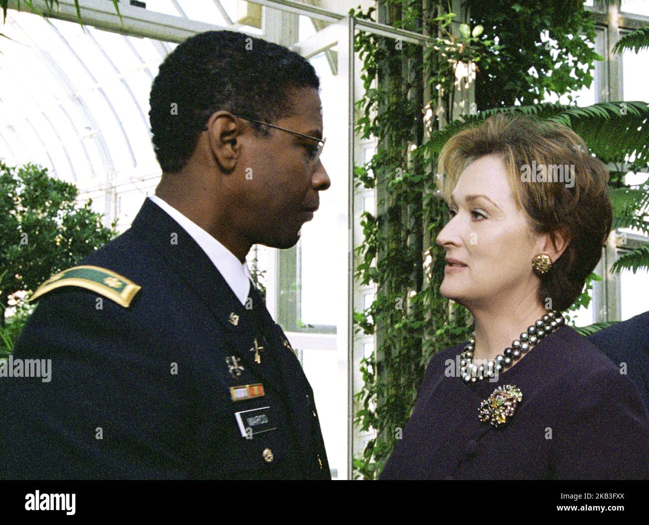 THE MANCHURIAN CANDIDATE, DENZEL WASHINGTON, MERYL STREEP, 2004 Stock ...