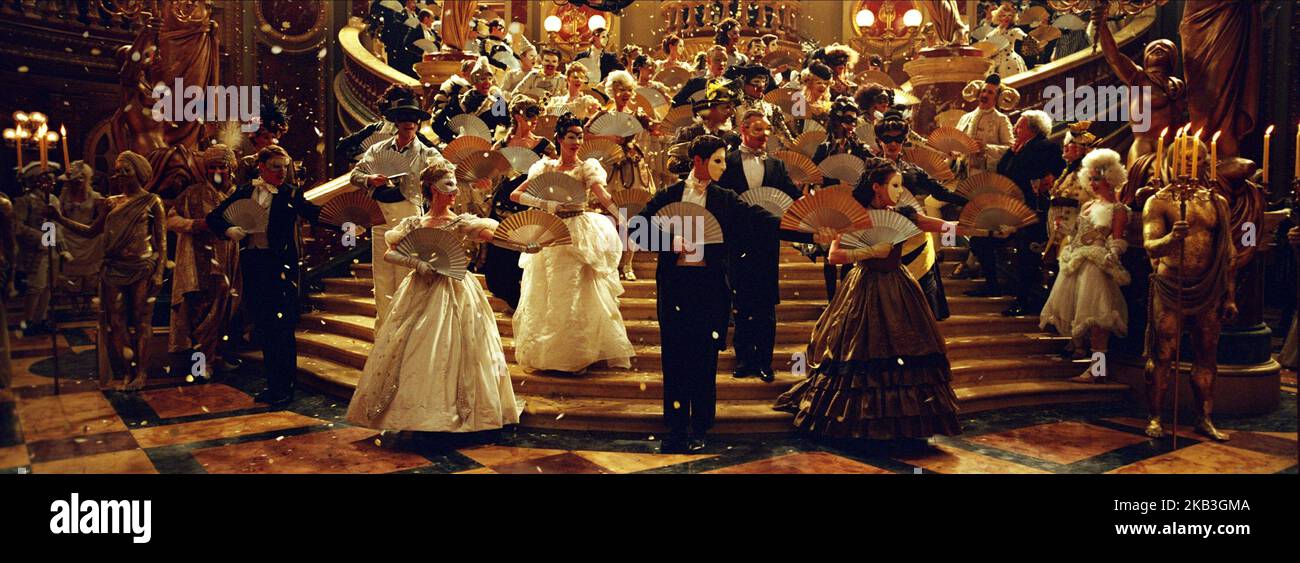 Phantom of the opera 2004 hi-res stock photography and images - Alamy