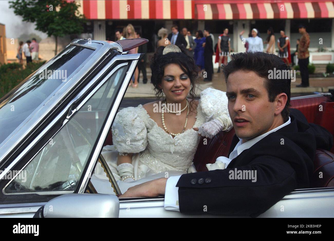 TONY 'N' TINA'S WEDDING, MILA KUNIS, JOEY MCINTYRE, 2004 Stock Photo ...