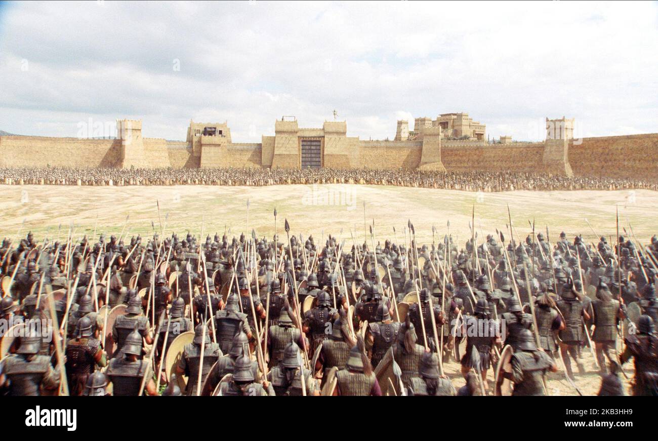 TROY, GREEK SOLDIERS HEAD FOR TROY, 2004 Stock Photo - Alamy