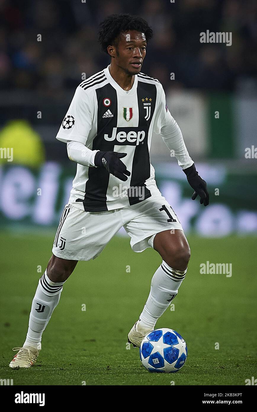 Juan Cuadrado of Juventus in action during the UEFA Champions League ...
