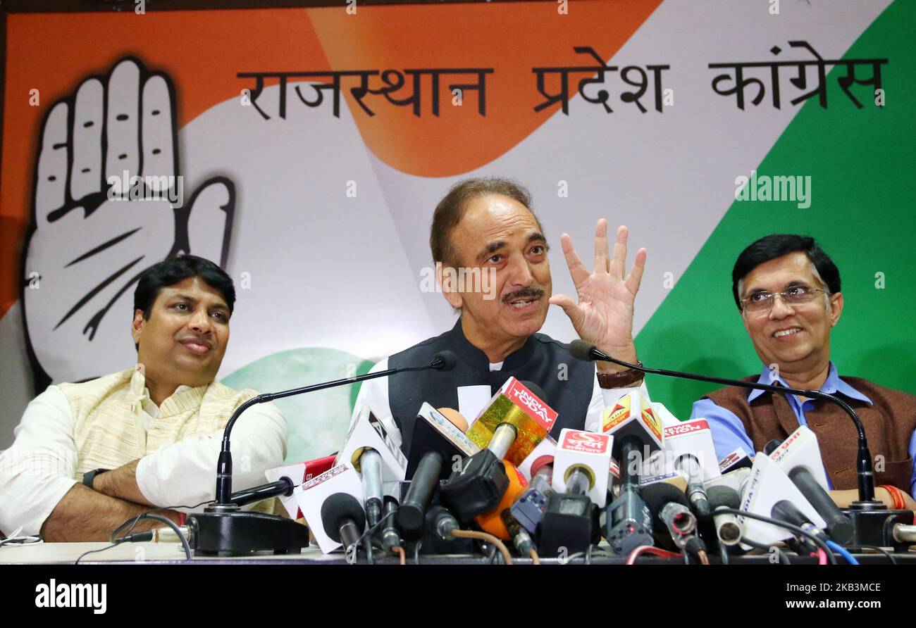 Gulab nabi azad hi-res stock photography and images - Alamy