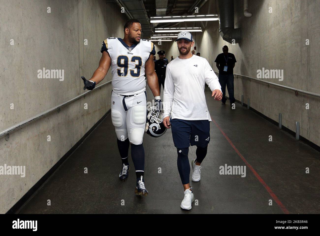Detroit lions nose tackle hi-res stock photography and images - Alamy