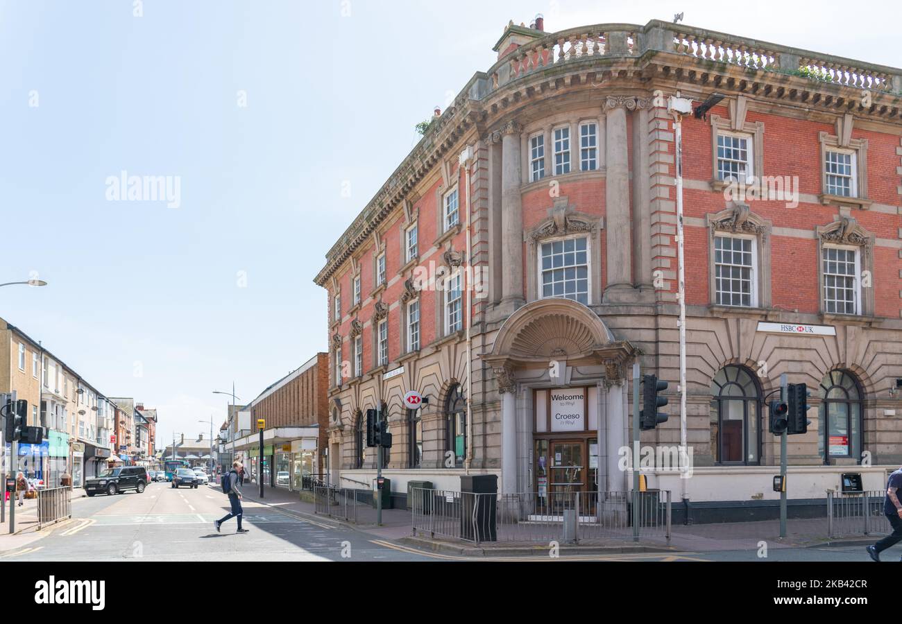 Rhyl hsbc bank hi-res stock photography and images - Alamy
