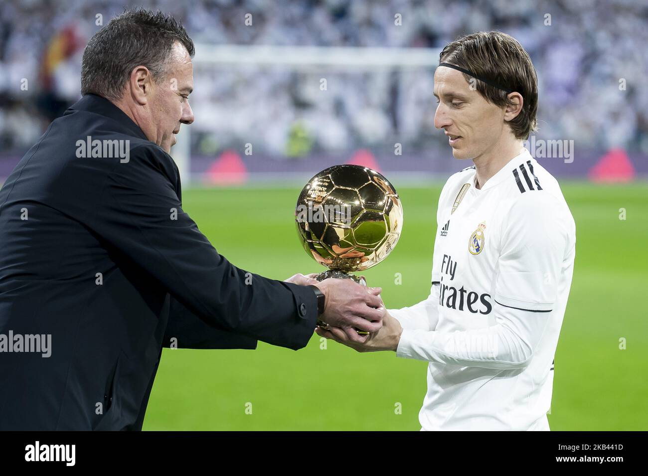 Luka Modric of Real Madrid receive the golden ball before La Liga match ...