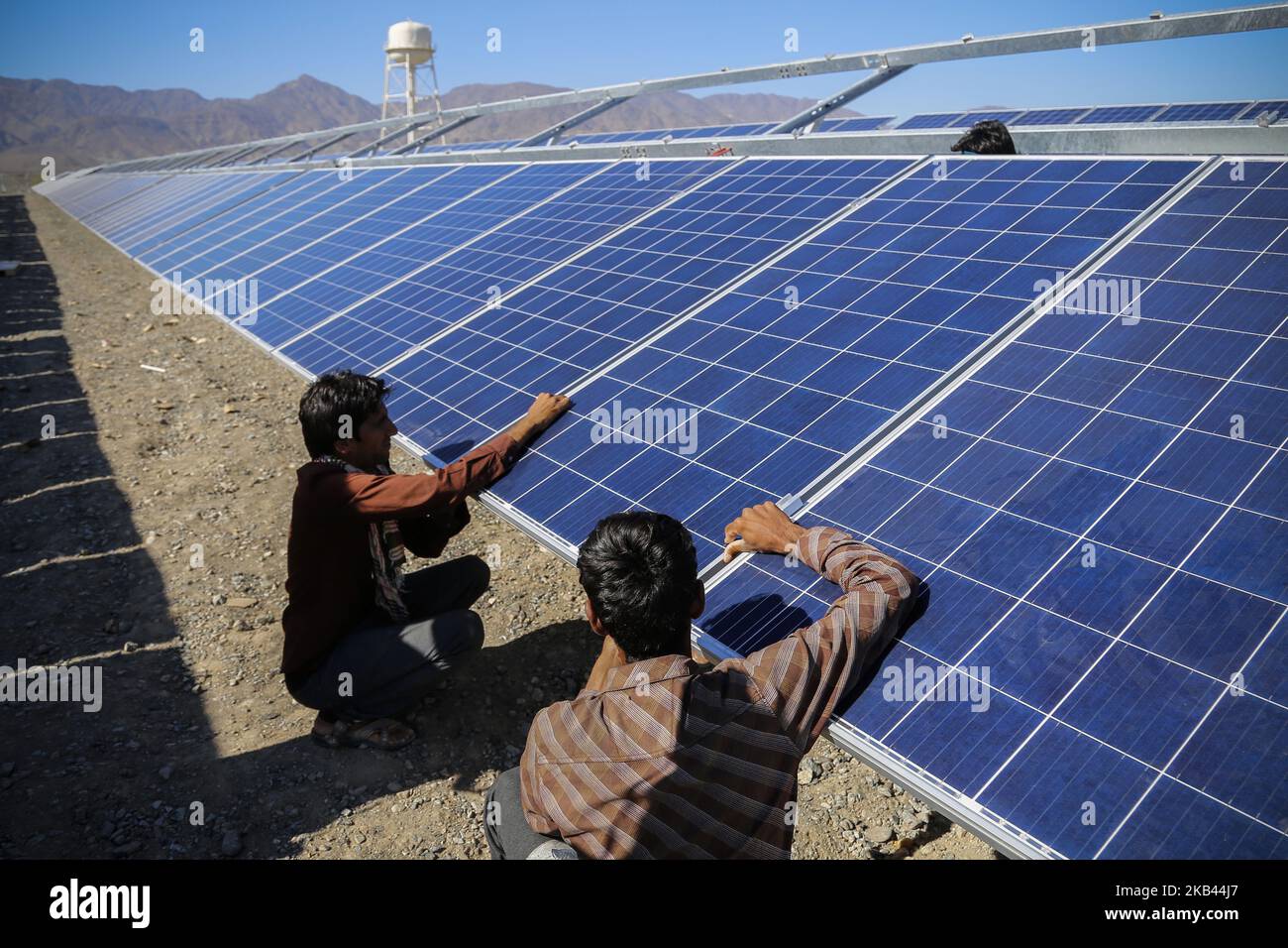 Qaleh ganj county hi-res stock photography and images - Alamy