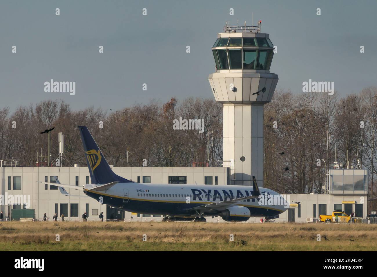 Ryanair low cost carrier Boeing 737-800 or 737-8AS(WL) with ...