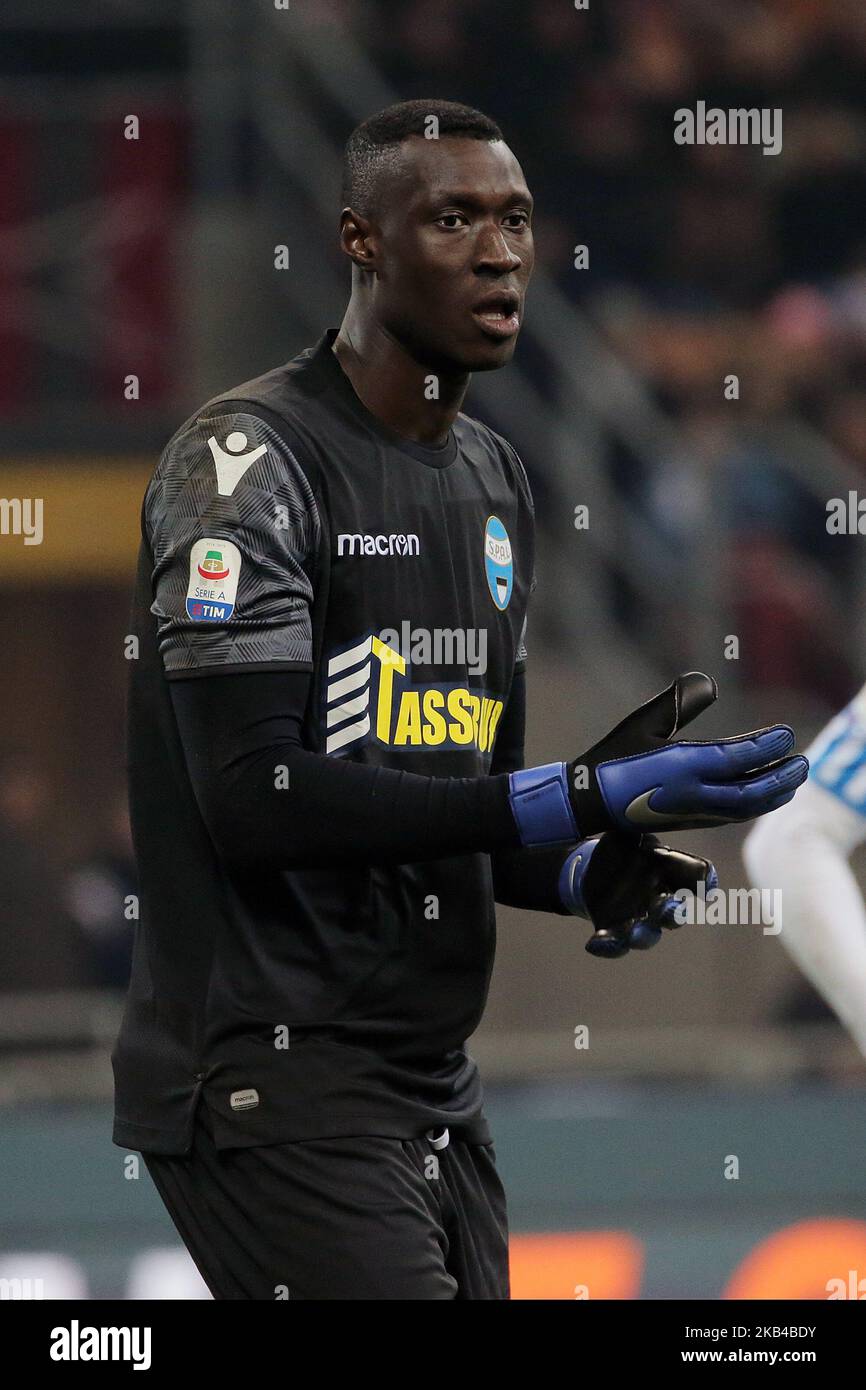 Alfred Gomis #1 of Spal in action during the serie A match between AC ...