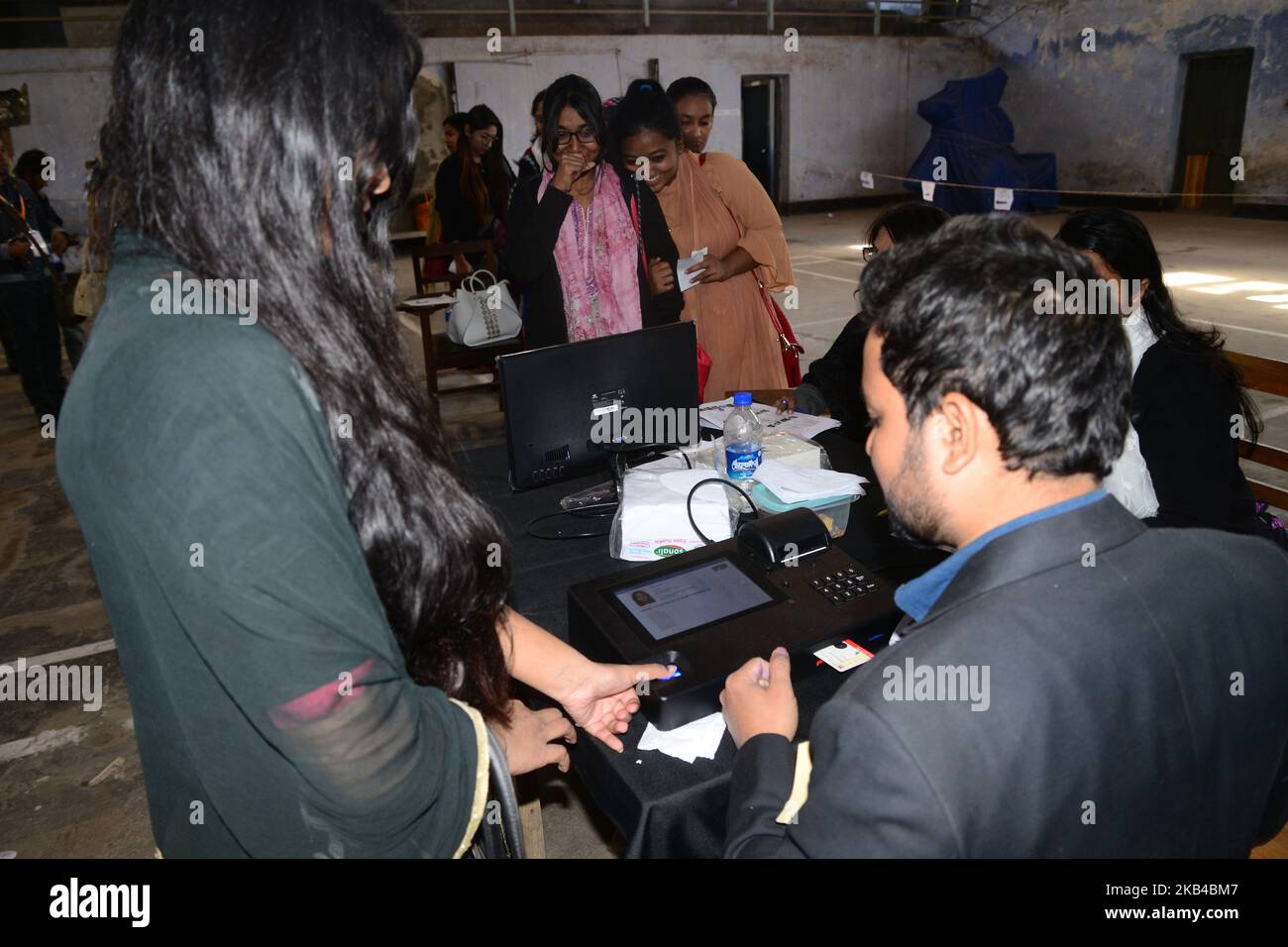 Bangladesh vote hi-res stock photography and images - Alamy