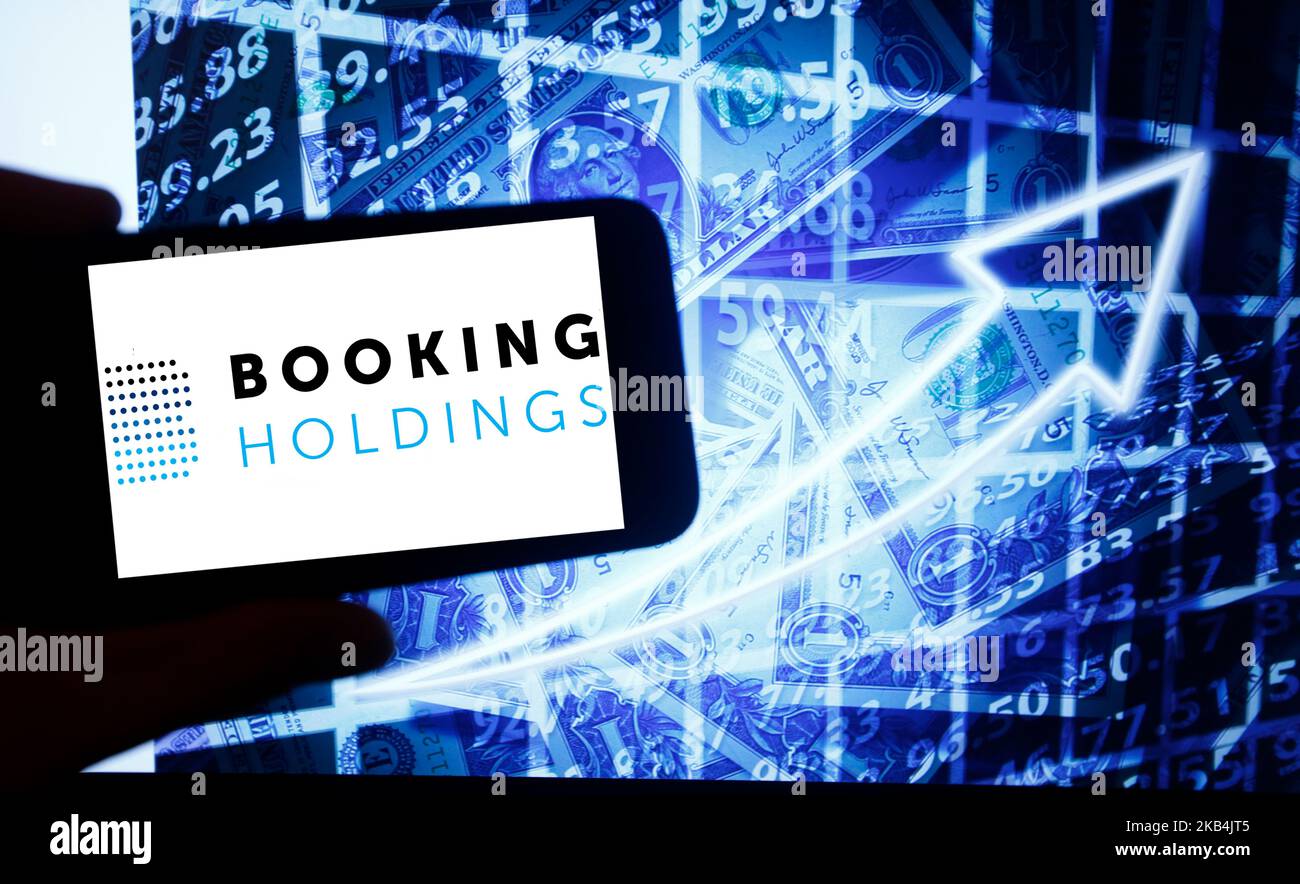 Priceline logo hi-res stock photography and images - Alamy
