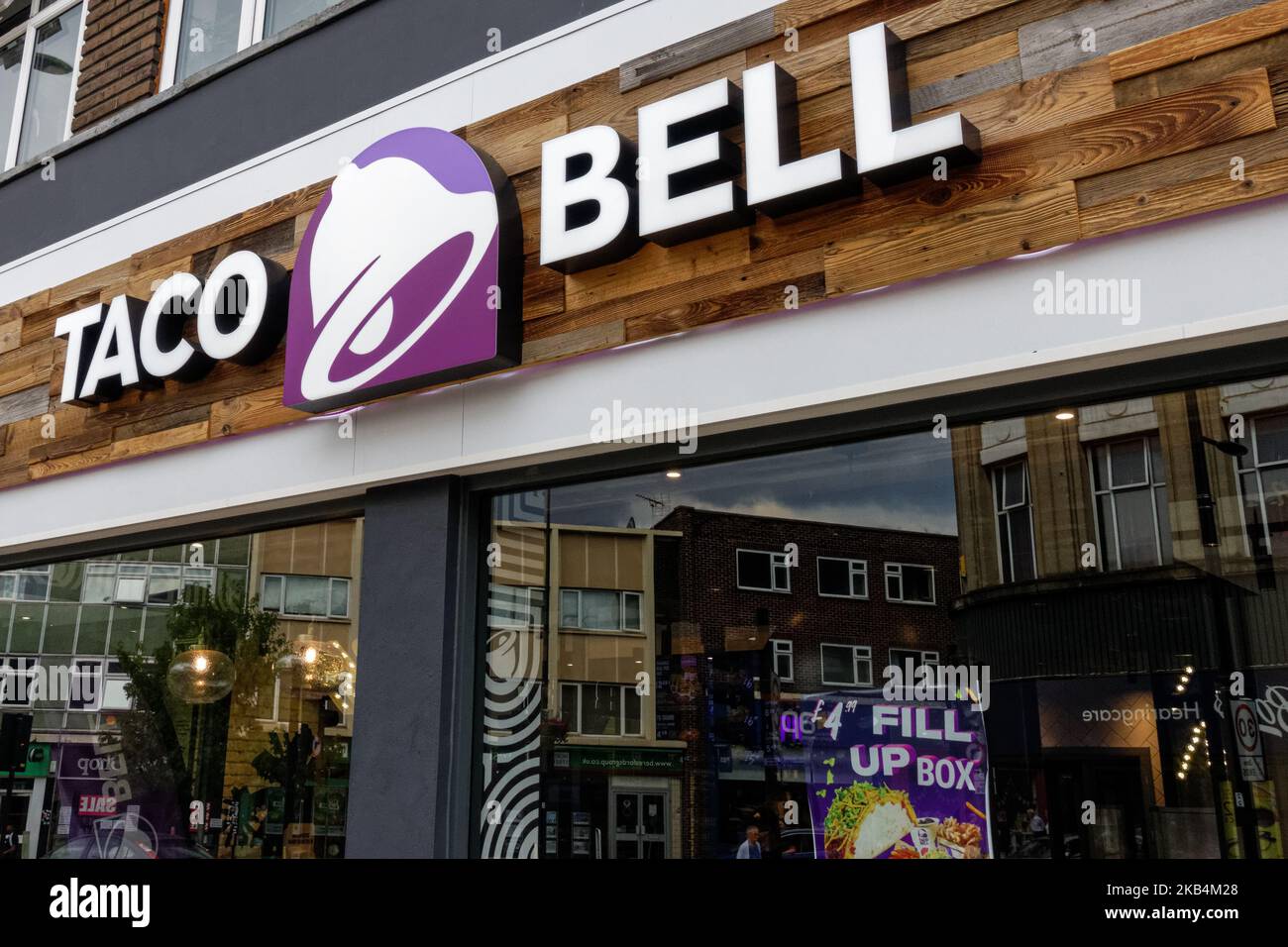 Taco bell sign hi-res stock photography and images - Alamy