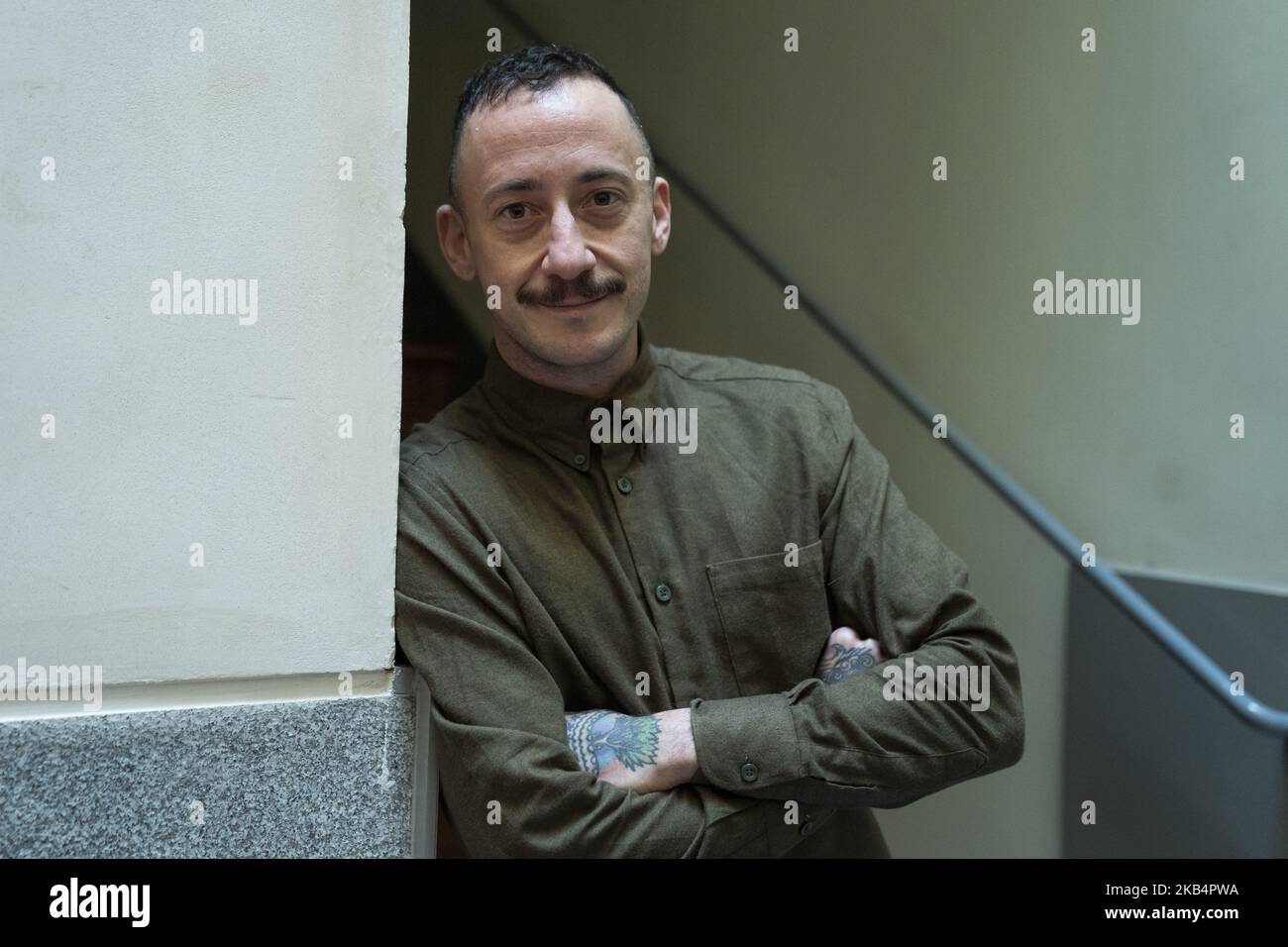 21 hombre hi-res stock photography and images - Alamy