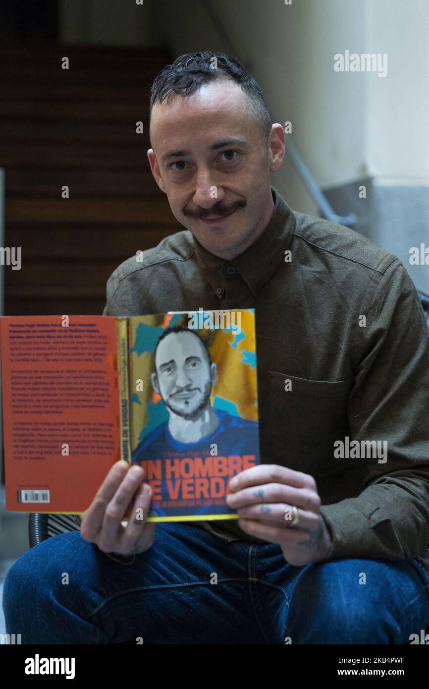 21 hombre hi-res stock photography and images - Alamy