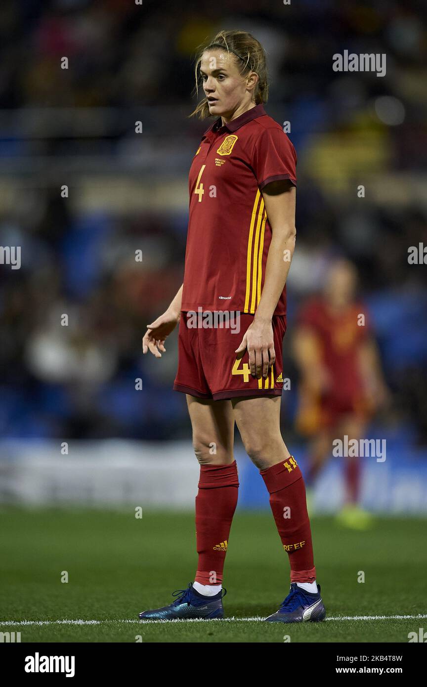 Friendly soccer football spain usa women irene paredes hi-res stock ...