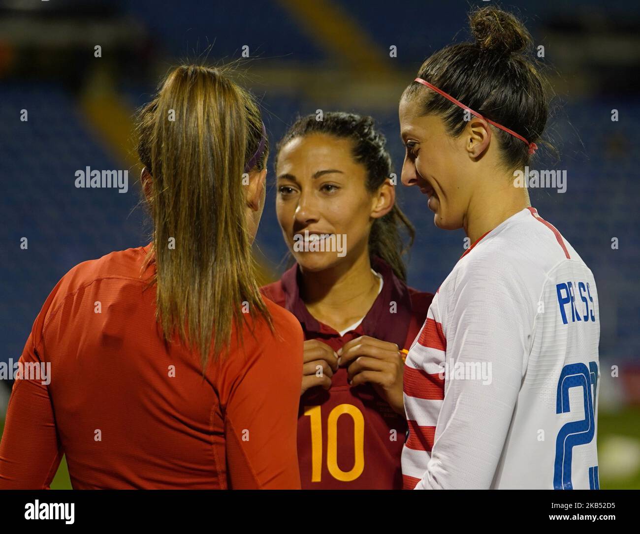 Jenni Hermoso and Alexia Putellas of Spain and Christen Press of The ...