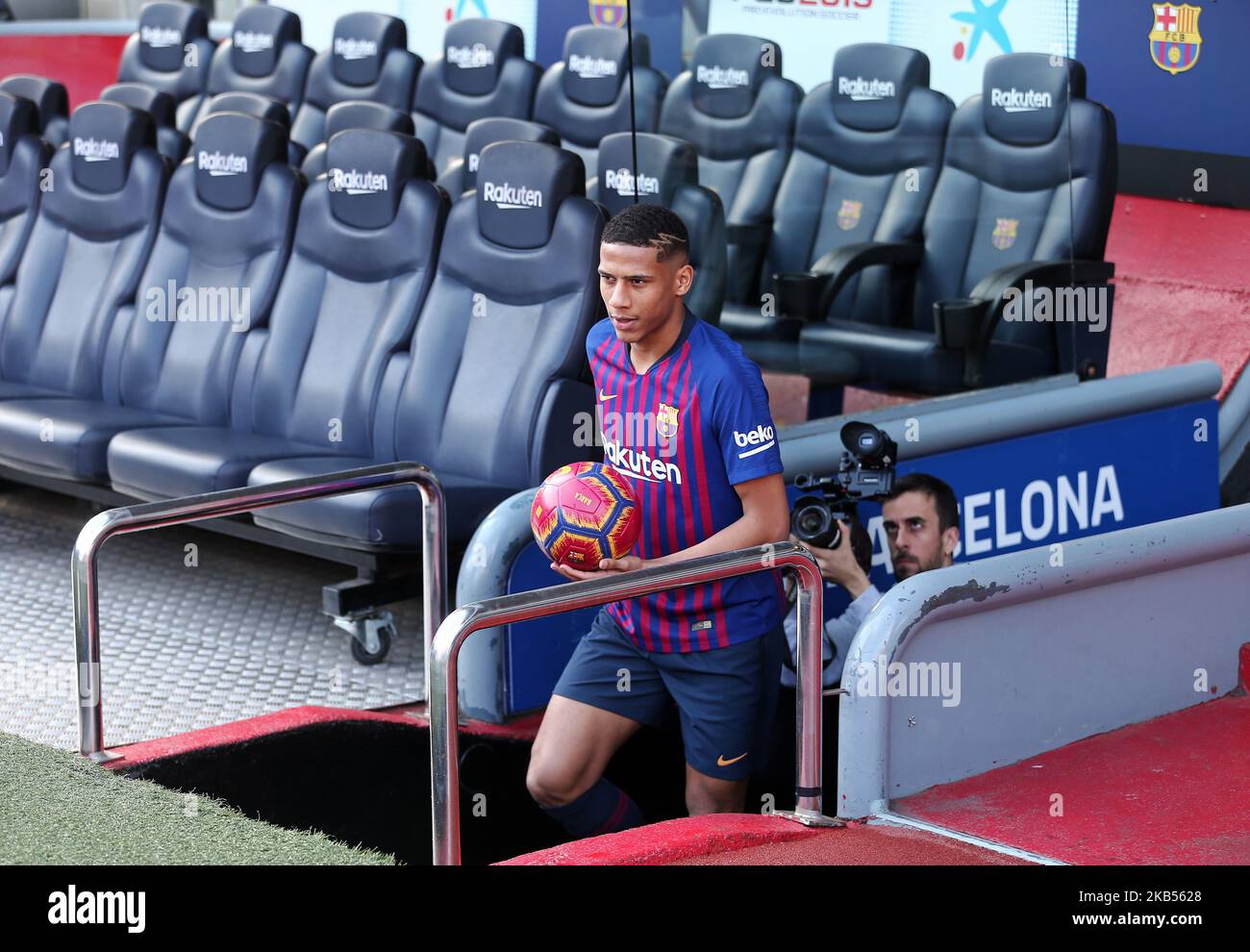 Jean clair todibo of fc barcelona hi-res stock photography and images ...