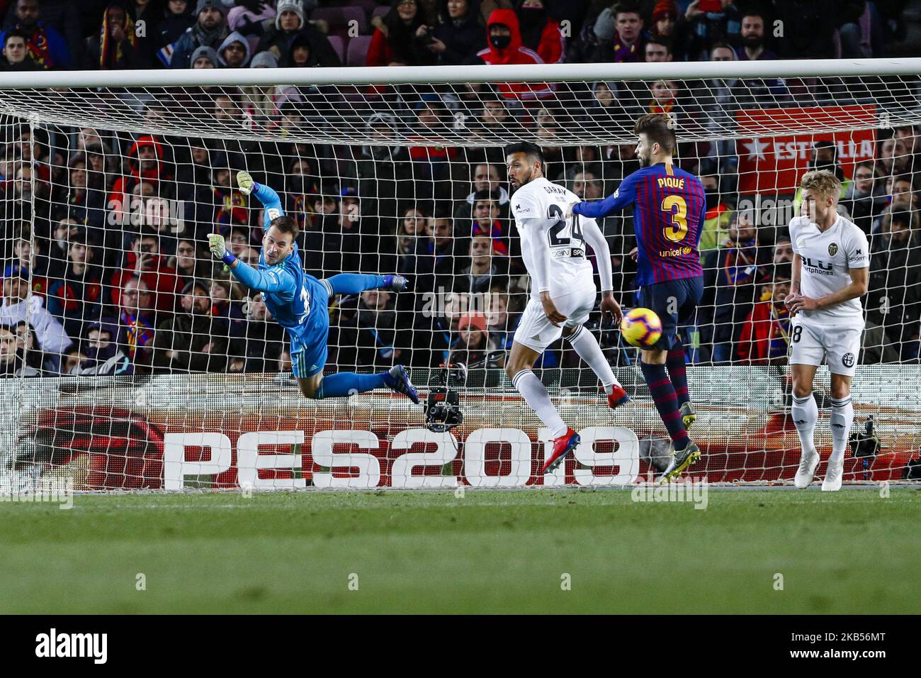 Valencia CF goalkeeper Neto (13) during the match FC Barcelona against ...