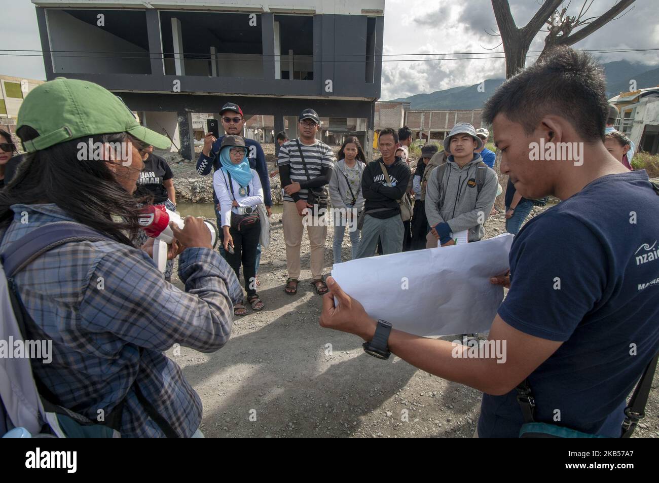 The guide explained the disaster aspect to the participants of Disaster ...