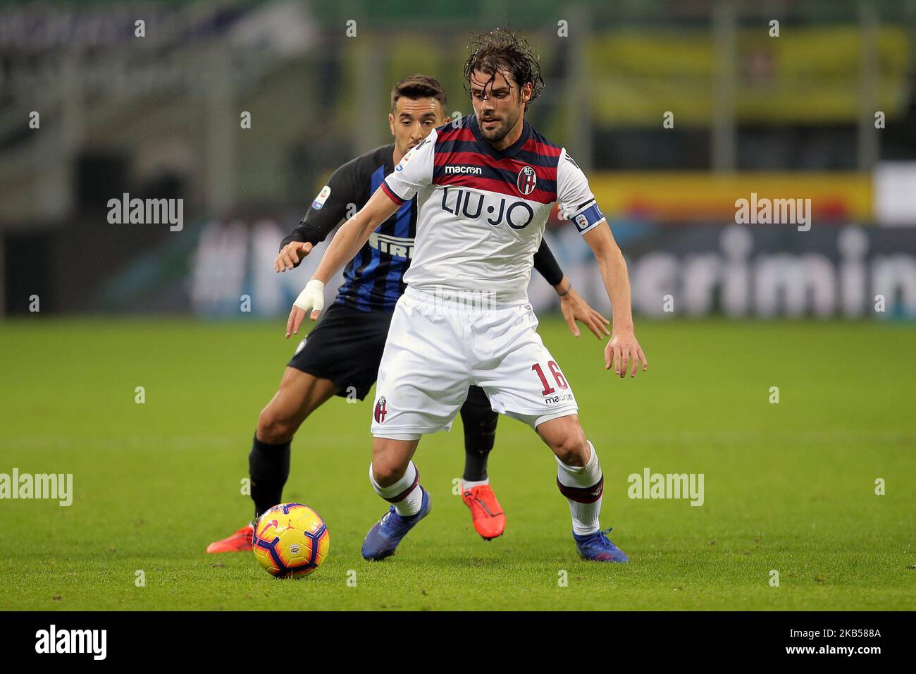 Andrea Poli #16 of Bologna FC in action during the serie A match ...