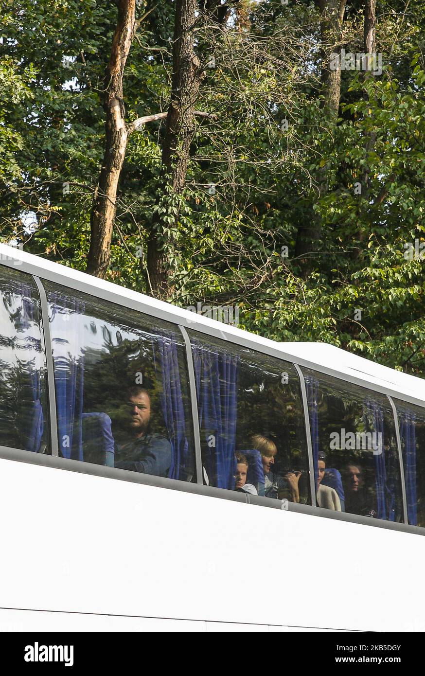 A bus with 11 civilian ex-prisoners arrived to Feofaniya hospital in ...