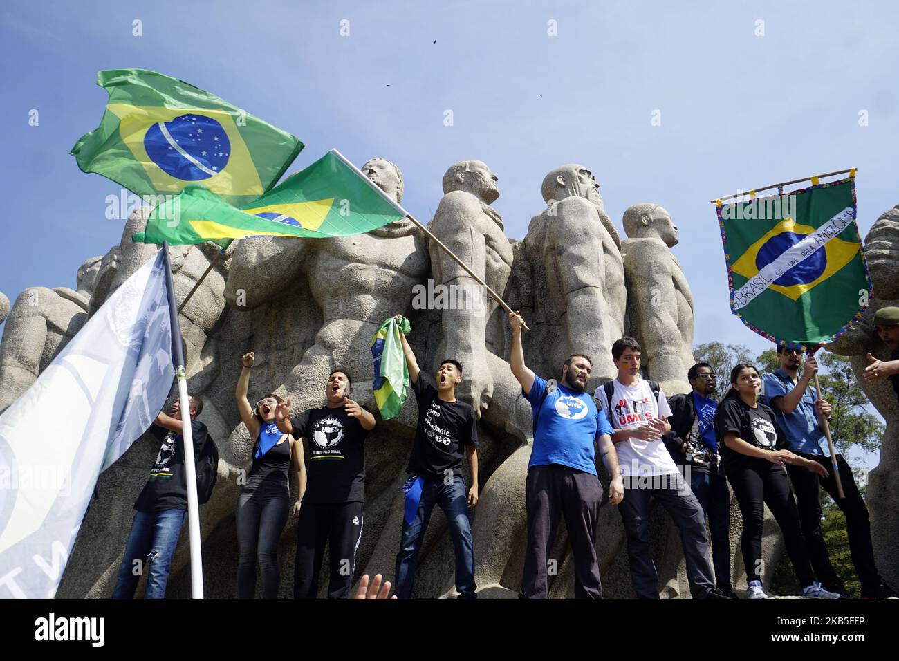 Brazilian independence day celebrations hi-res stock photography and ...