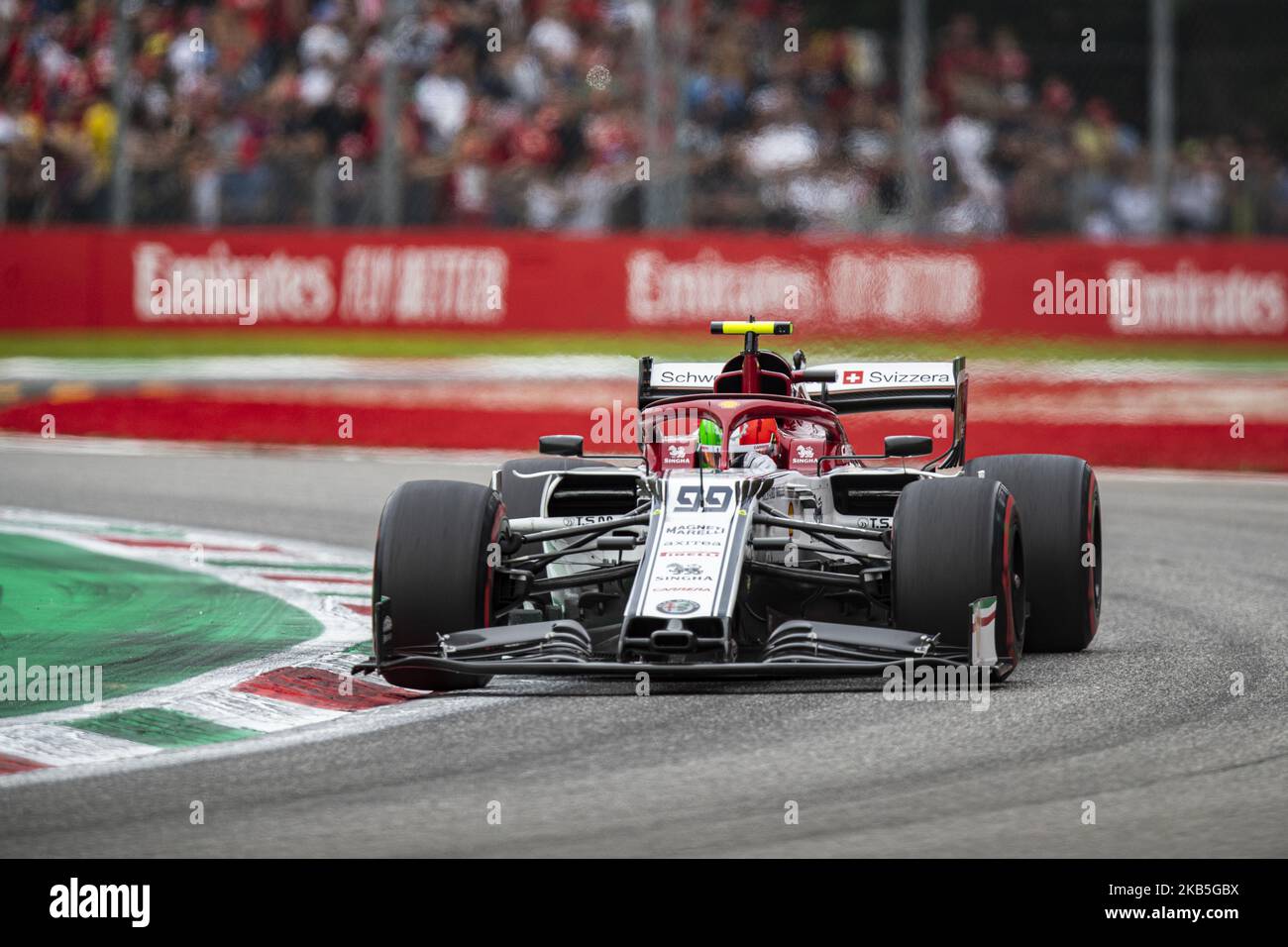 Antonio giovinazzi driving the 99 alfa romeo sauber f1 team hi-res ...