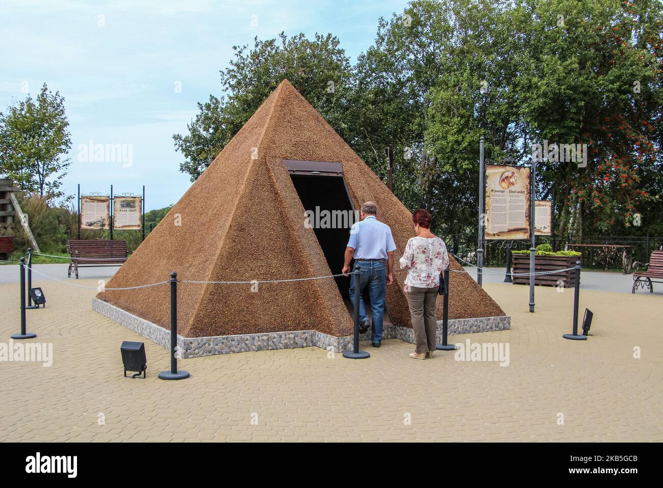 Excabvator hi-res stock photography and images - Alamy