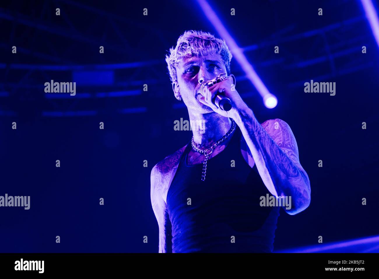 Machine gun kelly fabrique milano hi-res stock photography and images ...
