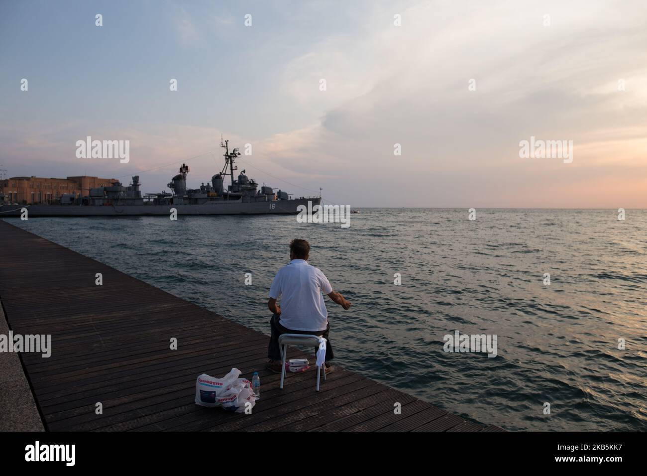 Charrette uss dd5 hi-res stock photography and images - Alamy