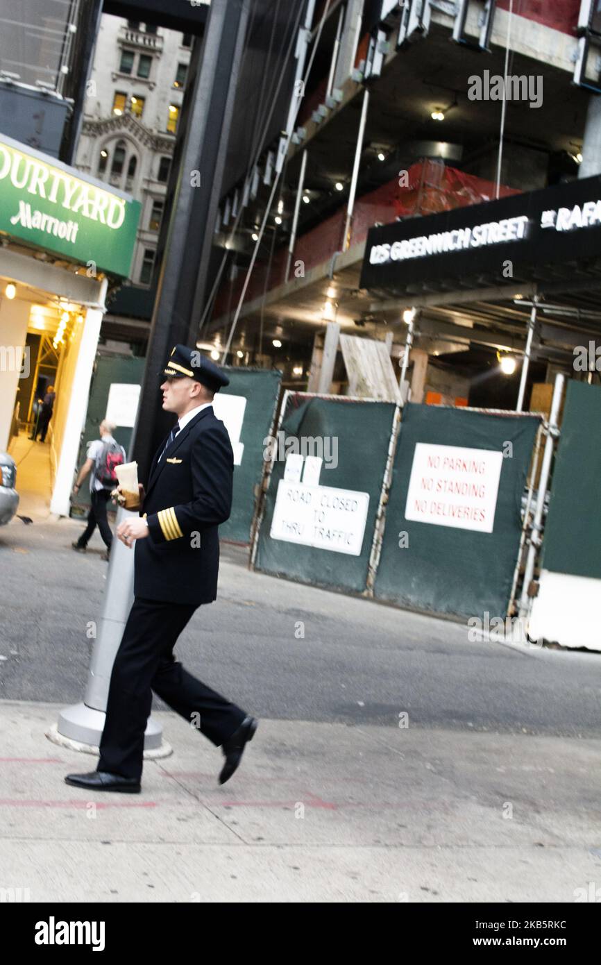 Photo of world trade center attack hi-res stock photography and images ...