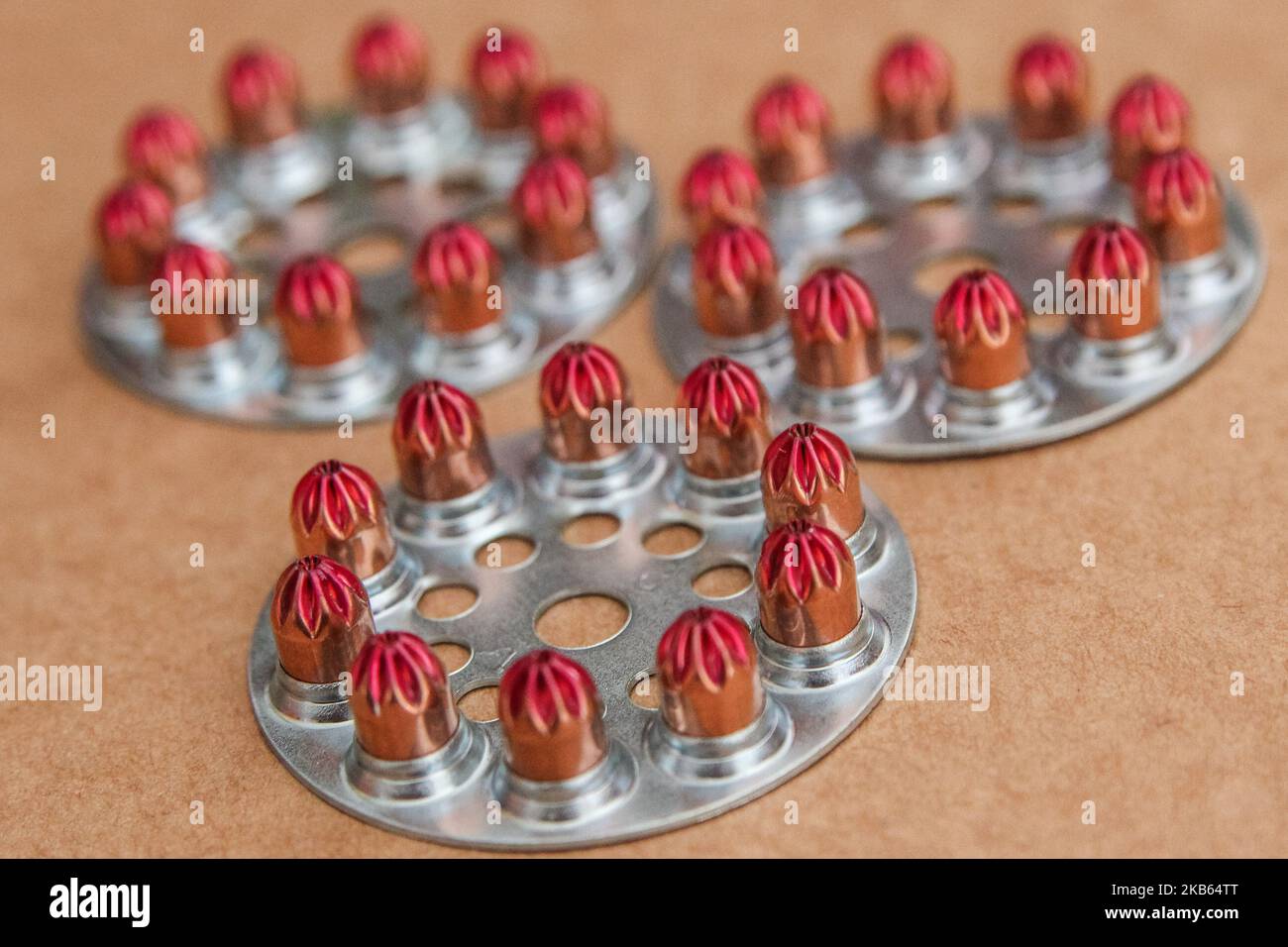 Spit High strength 6.3/10 calibre disc red cartridges for P370 spitfire ...