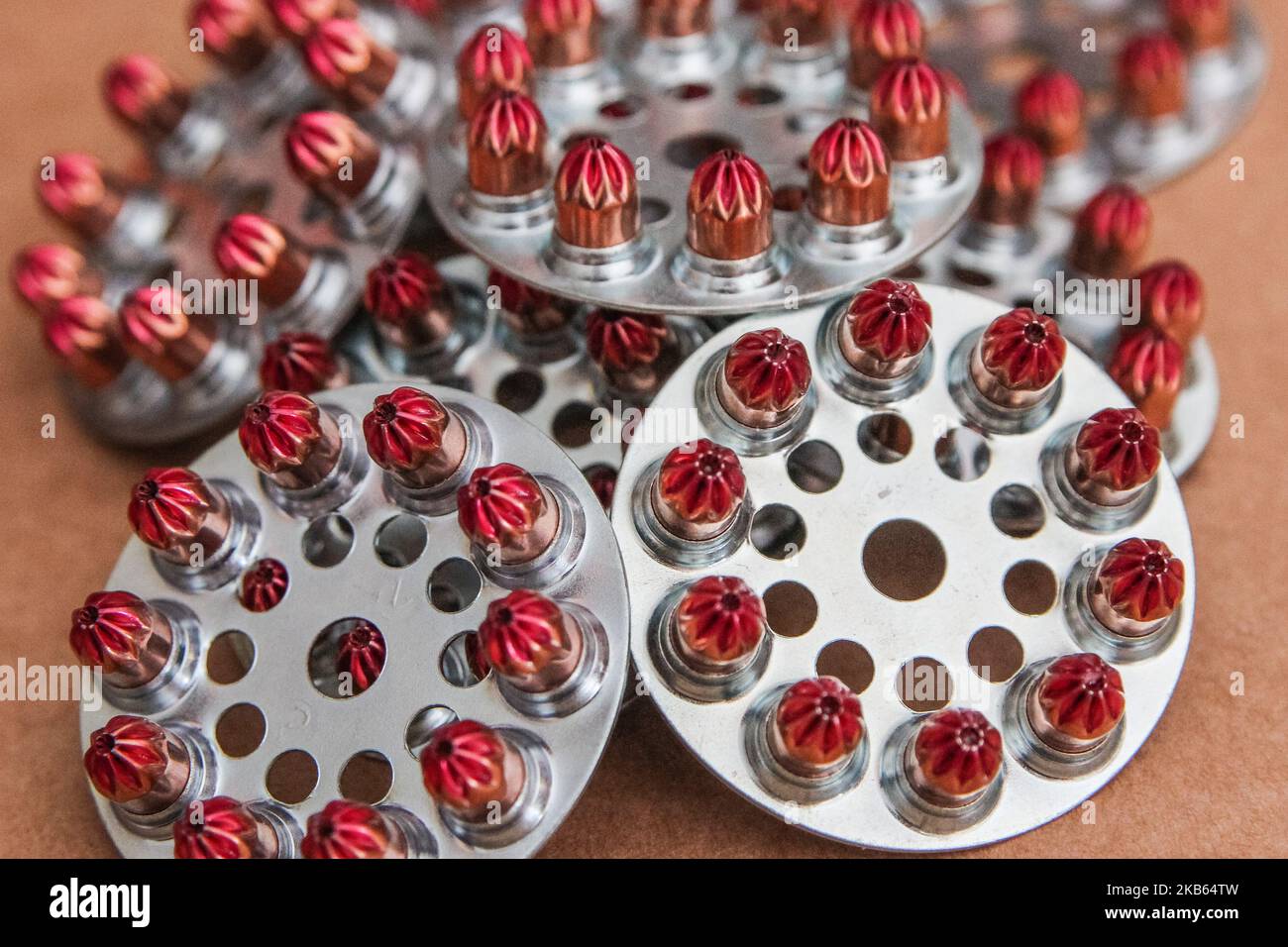 Spit High strength 6.3/10 calibre disc red cartridges for P370 spitfire ...