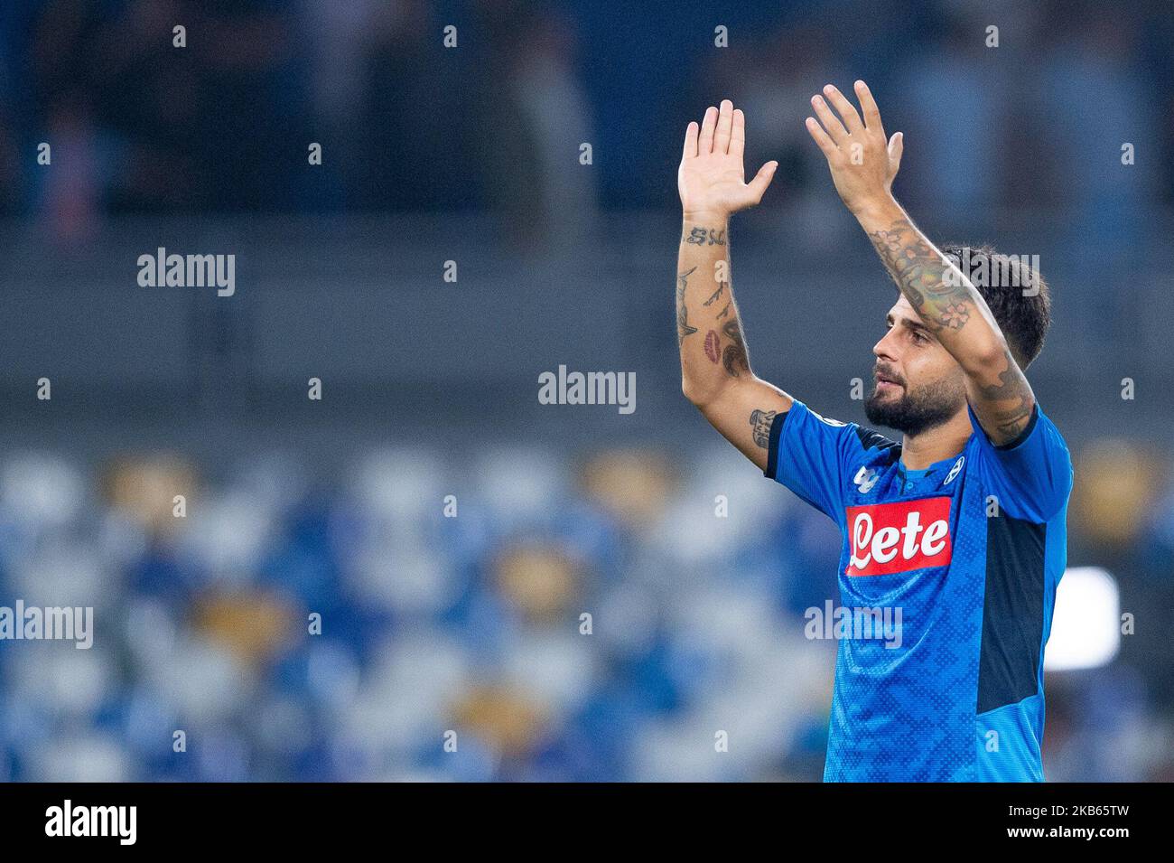 Lorenzo Insigne of SSC Napoli greets his supporters during the UEFA ...