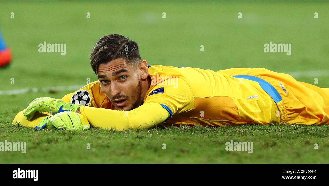 Alex Meret of Napoli during the UEFA Champions League Group E match SSC ...
