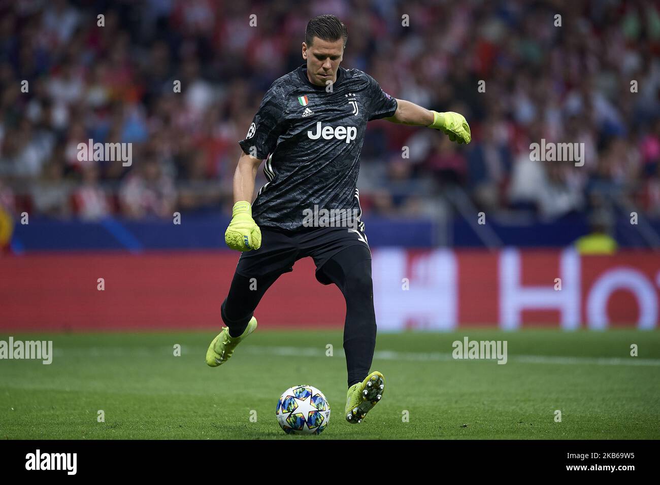 Wojciech Szczesny of Juventus does passed during the UEFA Champions ...