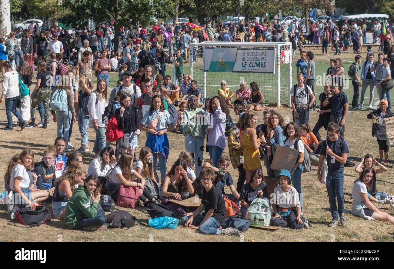 Nantes ambiente hi-res stock photography and images - Alamy