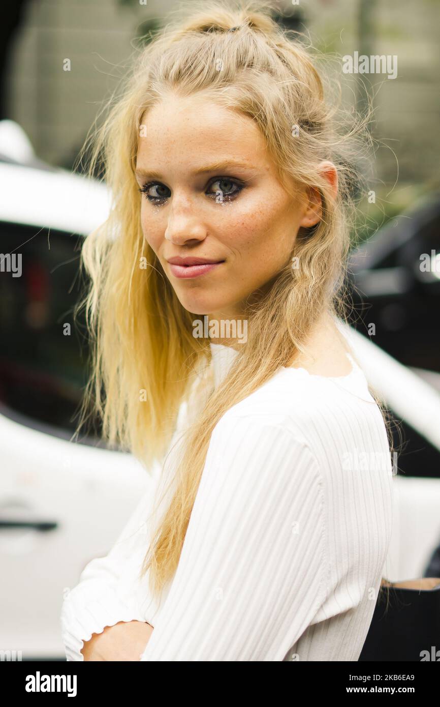 Street Style at Fendi fashion show: September 19 - Milan Fashion Week ...