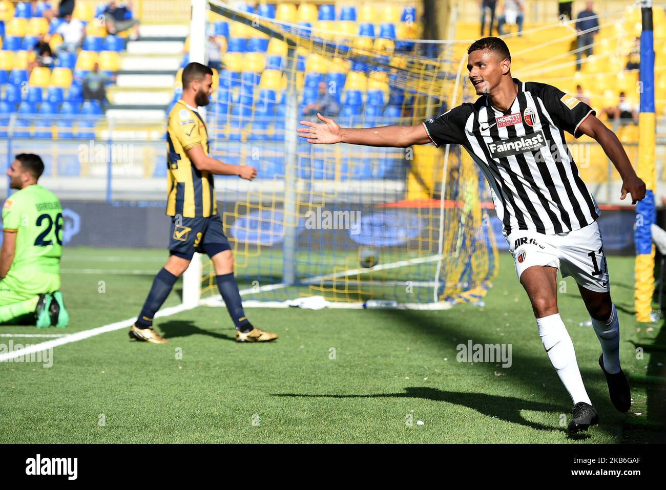 Alessio da Cruz of Ascoli Calcio celebrates after scoring during the ...